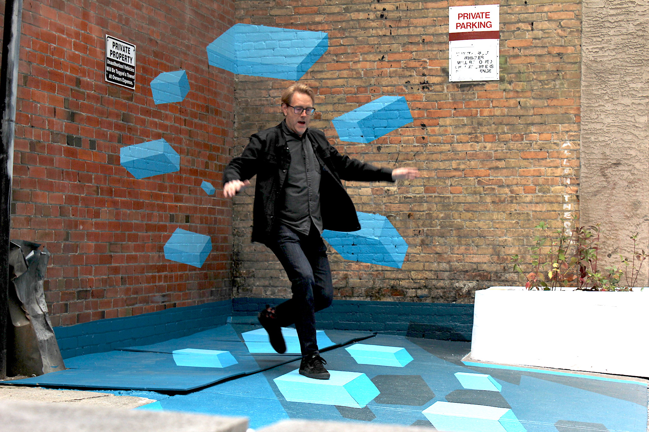 Green Alley project spruces up forgotten downtown Calgary spaces ...