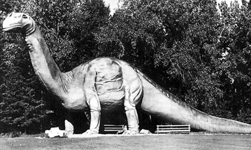 Calgary Zoo's iconic 'Dinny' the dinosaur reinvigorated with new life ...