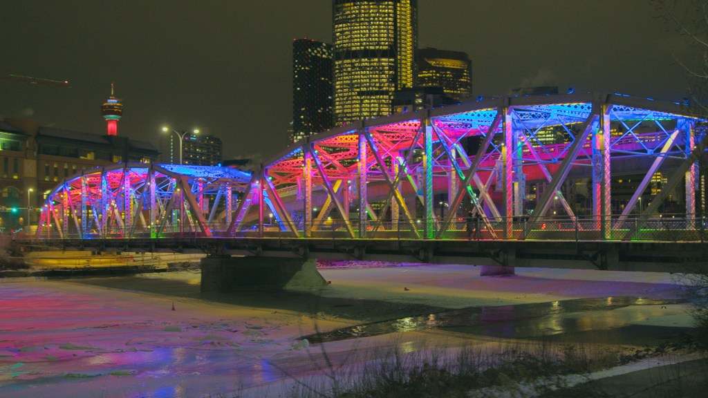 Light changes on Calgary's Reconciliation Bridge to honour Indigenous ...
