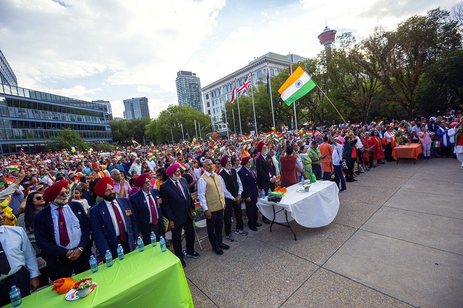 Thousands celebrate India Independence Day at Calgary city hall ...