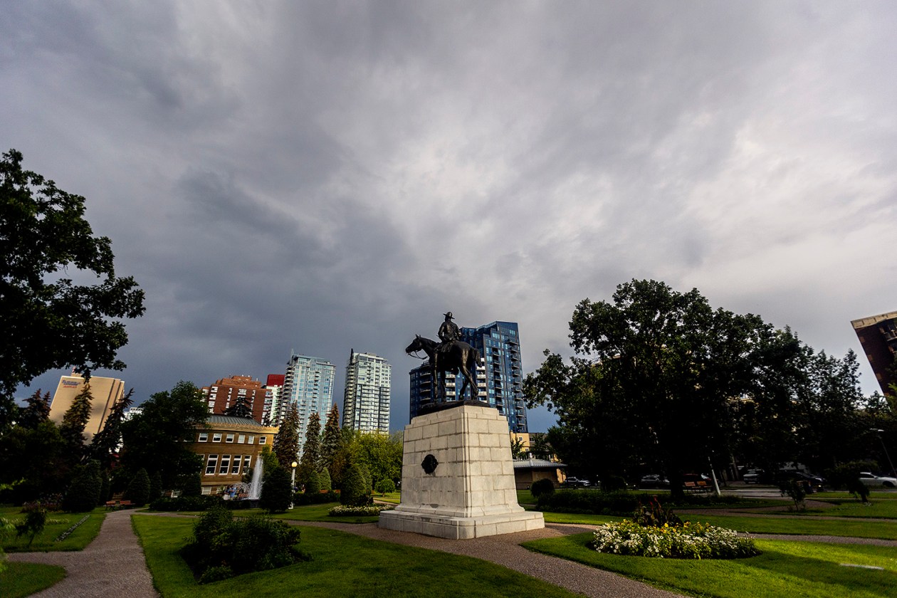 Update: Calgary storm upends trees, causes traffic delays across city ...