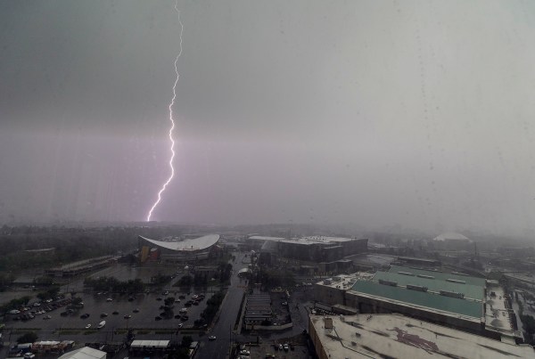 Update: Calgary storm upends trees, causes traffic delays across city ...