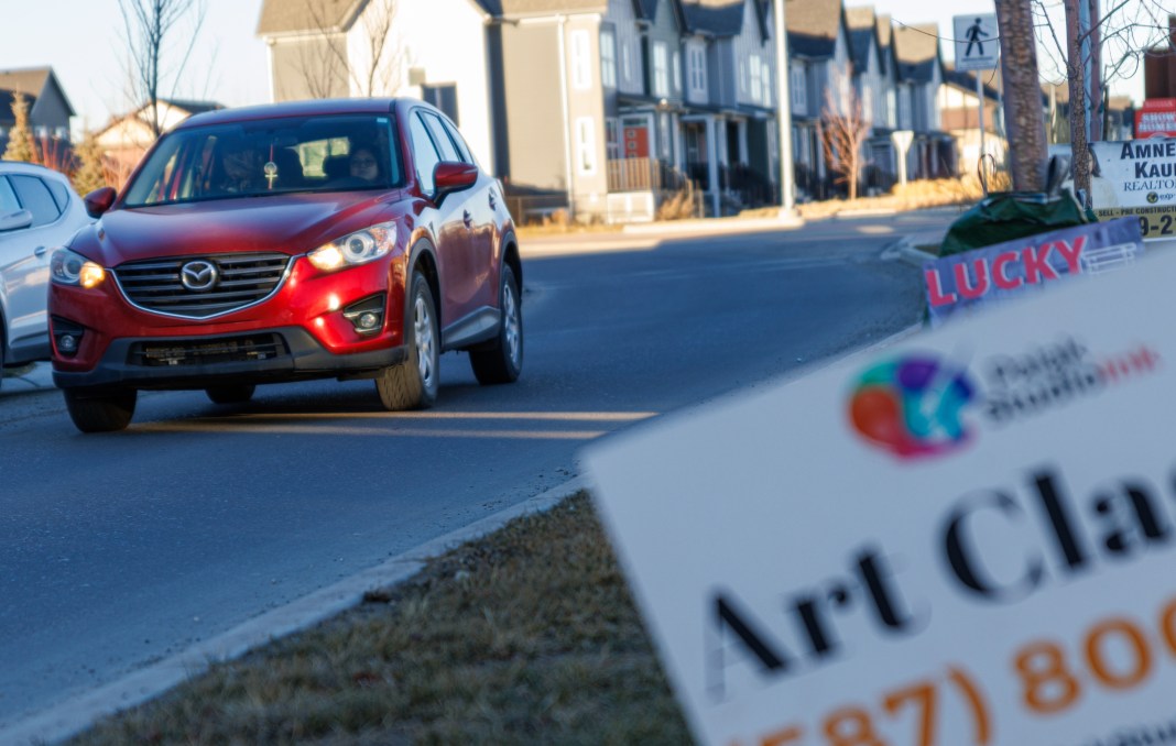 Temporary sign bylaw changes approved, councillor looking for ...