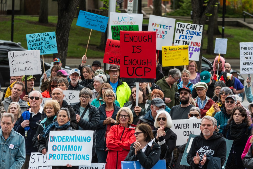 Anti-UCP protest draws hundreds in Calgary - LiveWire Calgary