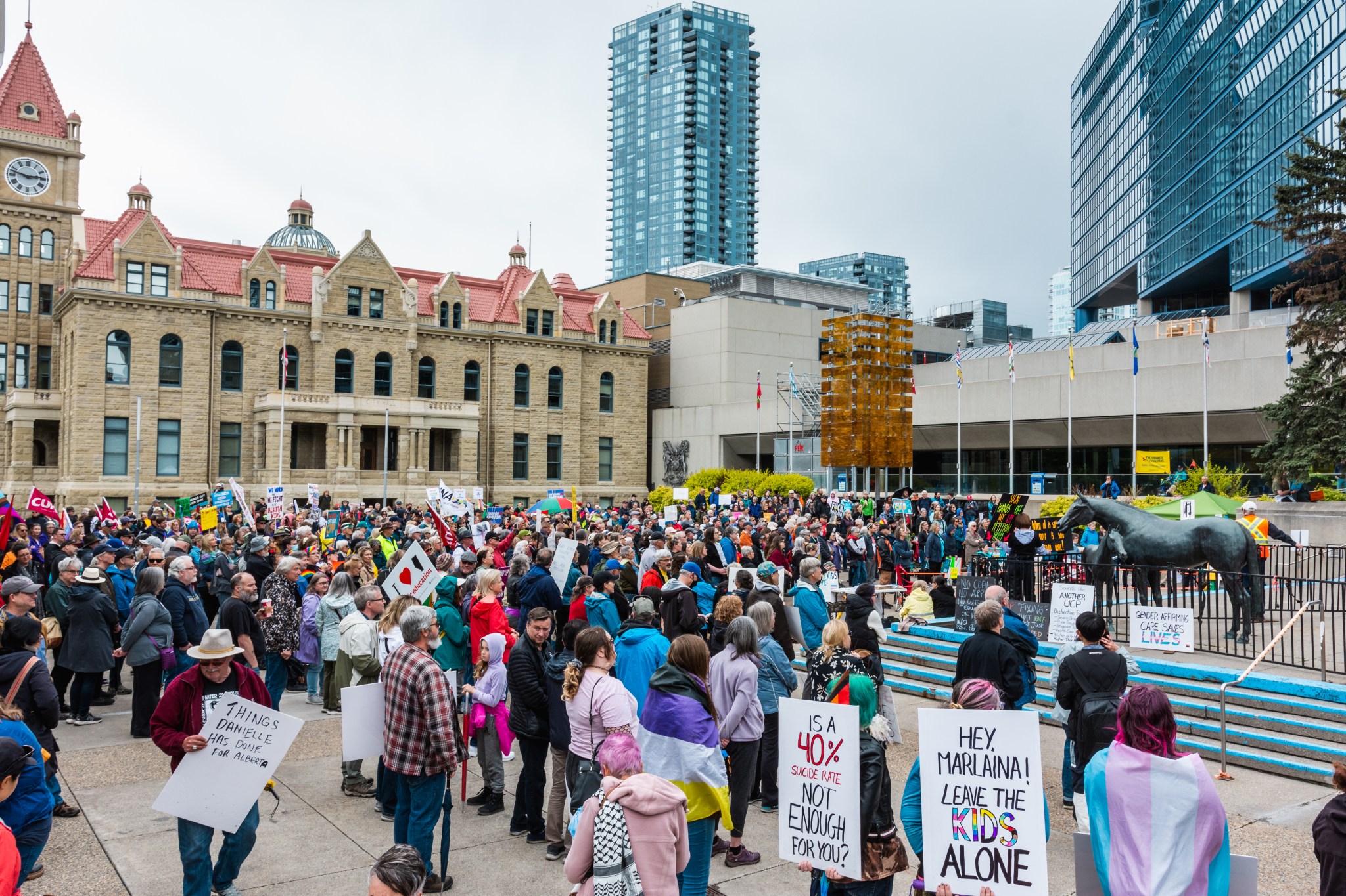 Anti-UCP protest draws hundreds in Calgary - LiveWire Calgary