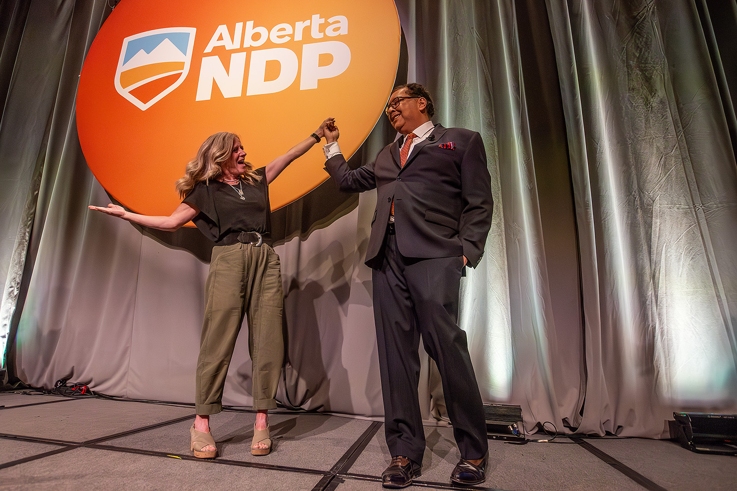 Nenshi elected as leader of the Alberta NDP in historic voter turnout - LiveWire Calgary
