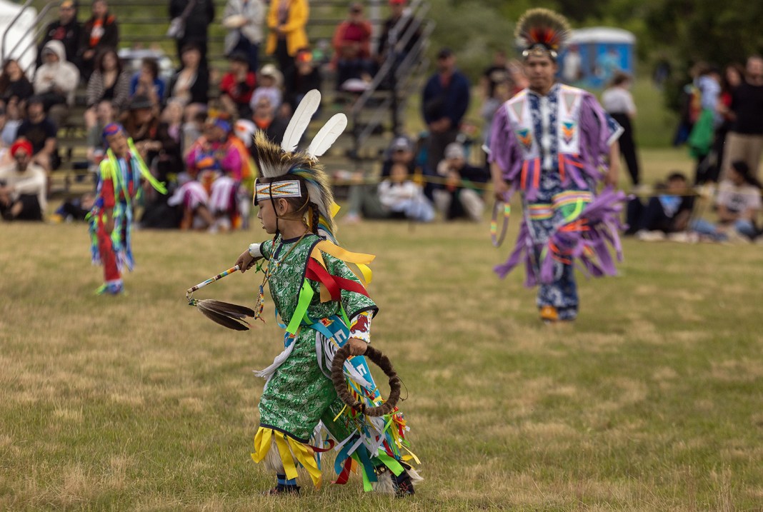Powwow Trail 101: Library immerses Calgarians in Indigenous drumming ...