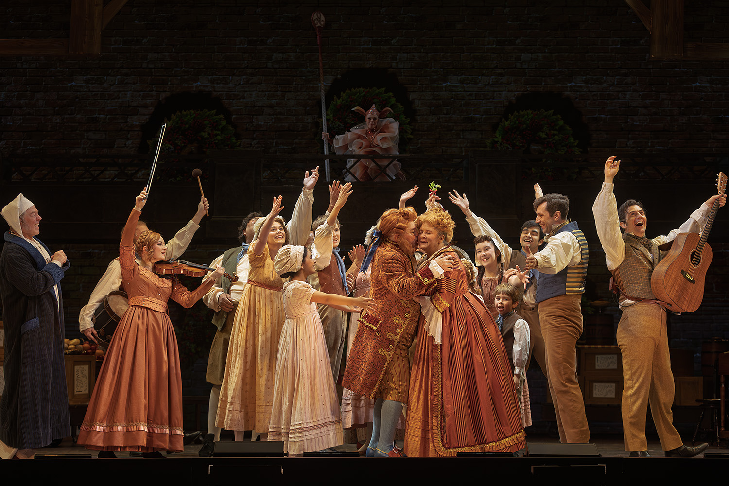 'Sumptuous' production of A Christmas Carol returns for the holiday ...