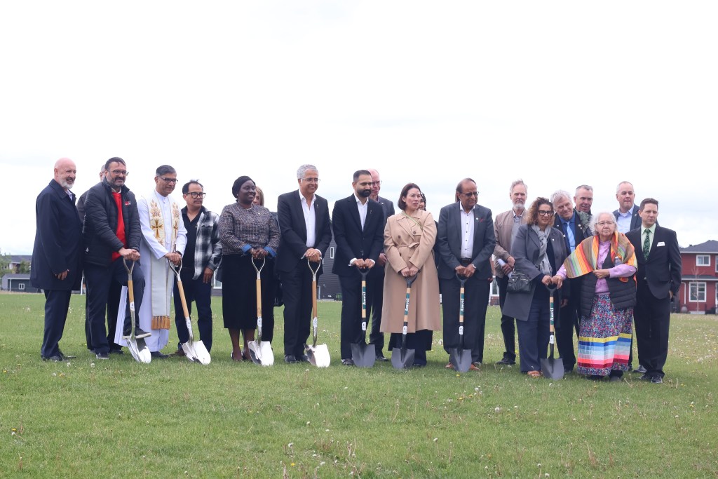 CCSD turns sod and blesses ground for eventual Redstone elementary ...
